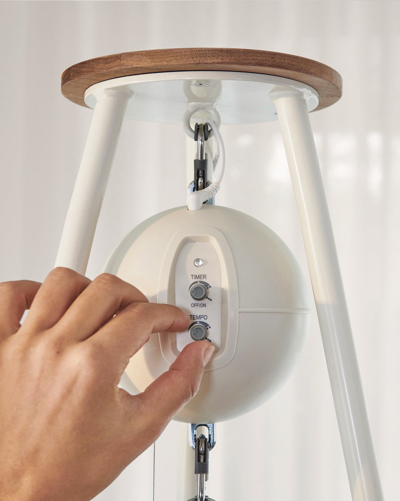 Effektiver und leiser Federwiegen-Motor (mit App) | Moonboon